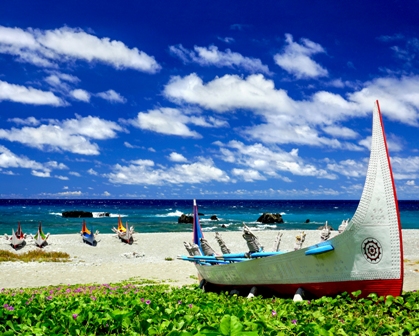 Yami canoe - Taiwan Today