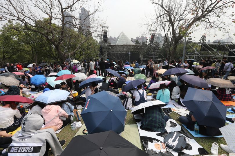 Mayday fans - Taiwan Today