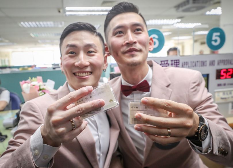 Taiwan empieza a registrar los primeros matrimonios entre personas del ...