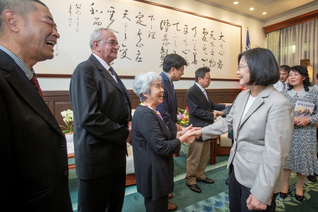 Tsai vows to keep safeguarding Taiwan’s freedom, democracy - New ...