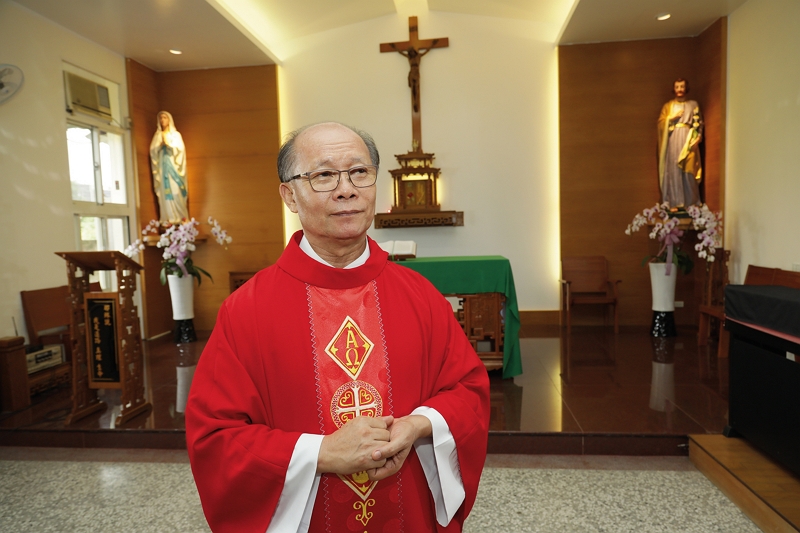 Protecting Immigrant Rights—Father Peter Nguyen Van Hung - New ...
