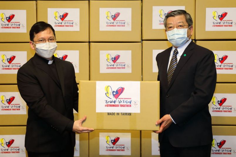 Taiwan donates 200,000 surgical masks to Holy See - Taiwan Today