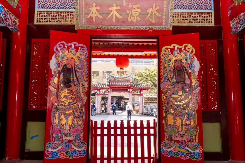 Red doors - Taiwan Today