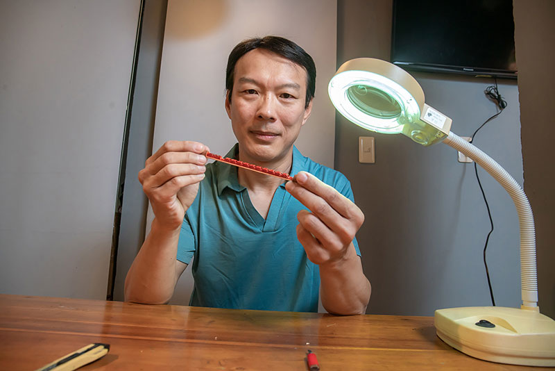 Taiwan Miniatures Dazzle the World—Pencil-carving King Lee Chien-chu ...