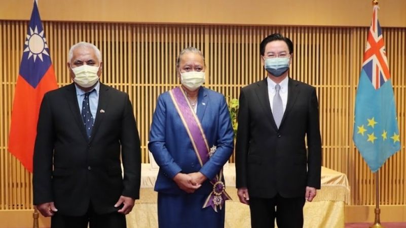 Outgoing Amb. Teatu awarded state honor for strengthening Taiwan-Tuvalu ...