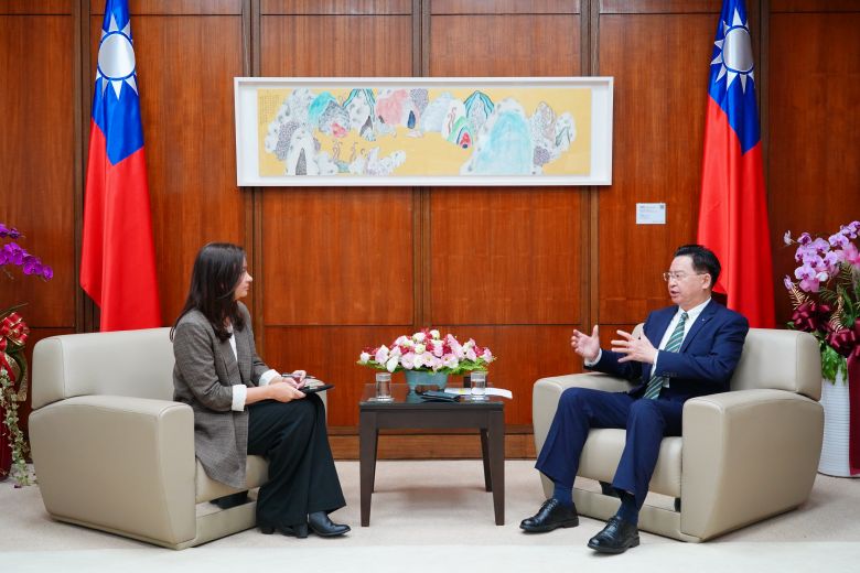 Foreign Minister Wu gives exclusive interview to The Guardian’s Helen ...