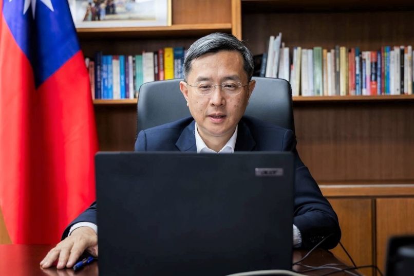 Deputy MOFA Minister Lee gives exclusive interview to De Tijd - Taiwan ...