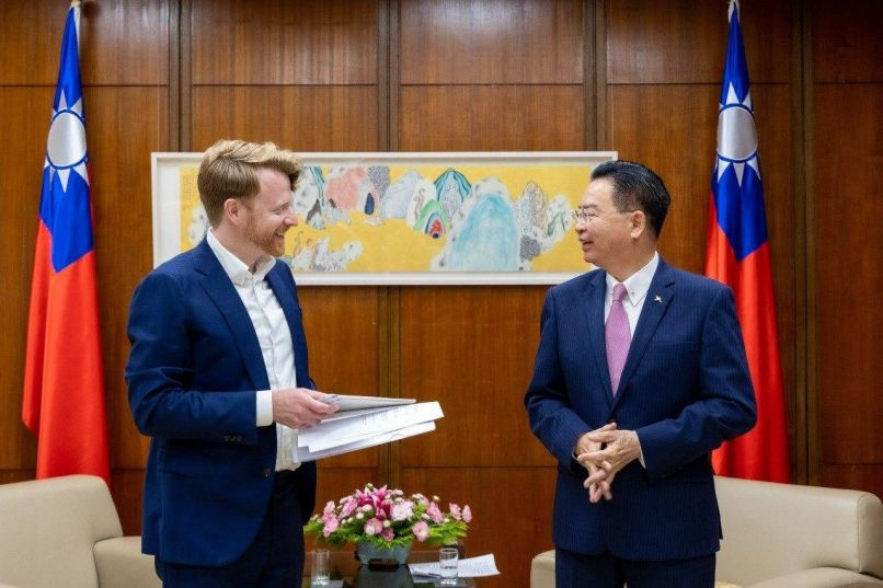 Foreign Minister Wu gives exclusive interview to The Australian ...