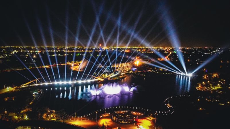 Luminous beams - Taiwan Today