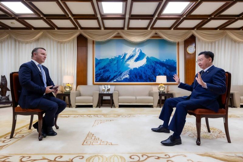 Foreign Minister Wu gives interview to Australia’s Channel Nine ...