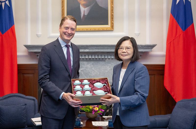 President Tsai receives delegation from U.S. Brookings Institution - Taiwan Today