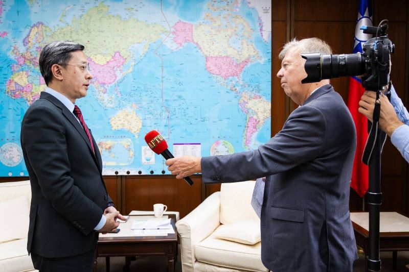Deputy Foreign Minister Lee gives interview to Sweden’s Aftonbladet ...
