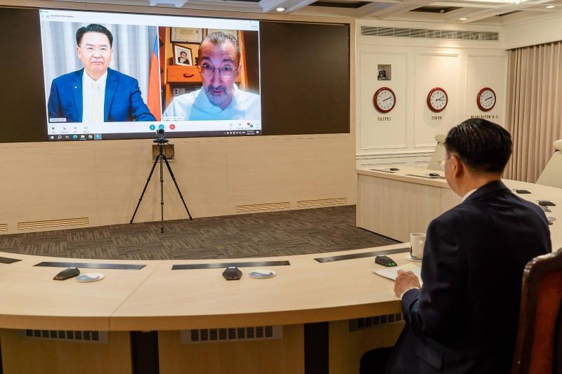 Foreign Minister Wu gives interview to Spain’s Agencia EFE - Taiwan Today