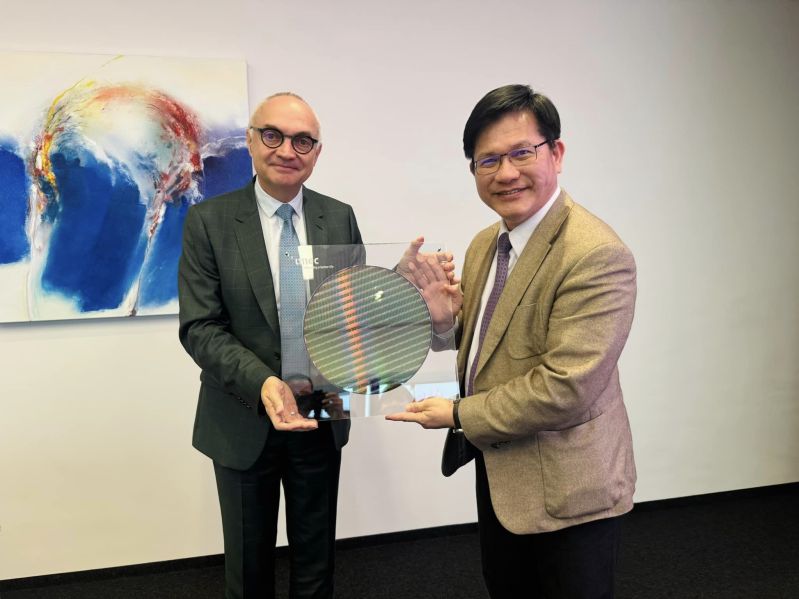 Foreign Minister Lin visits IMEC in Belgium - Taiwan Today