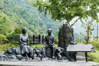 Encounters in the Clouds - Cycling Through the Heartland of Hsinchu’s ...