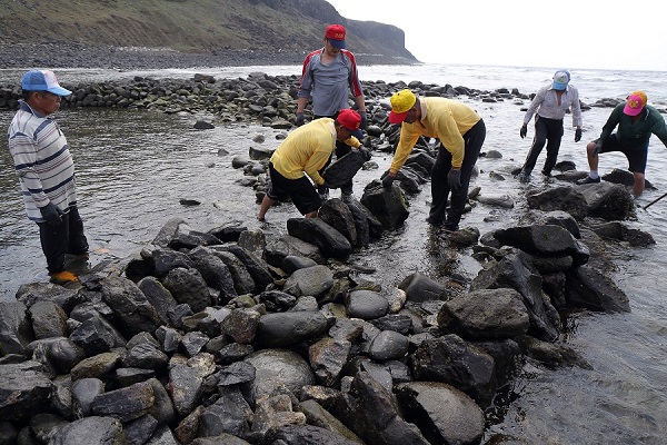 Local passion for heritage helps preserve Penghu’s iconic tidal traps ...