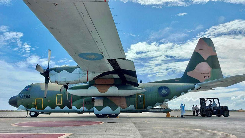 ROC (Taiwan) air force C-130s deliver Typhoon Rai relief supplies to ...
