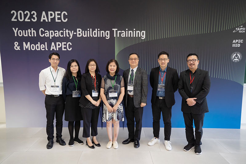 Taiwan stages APEC youth training session in Taipei